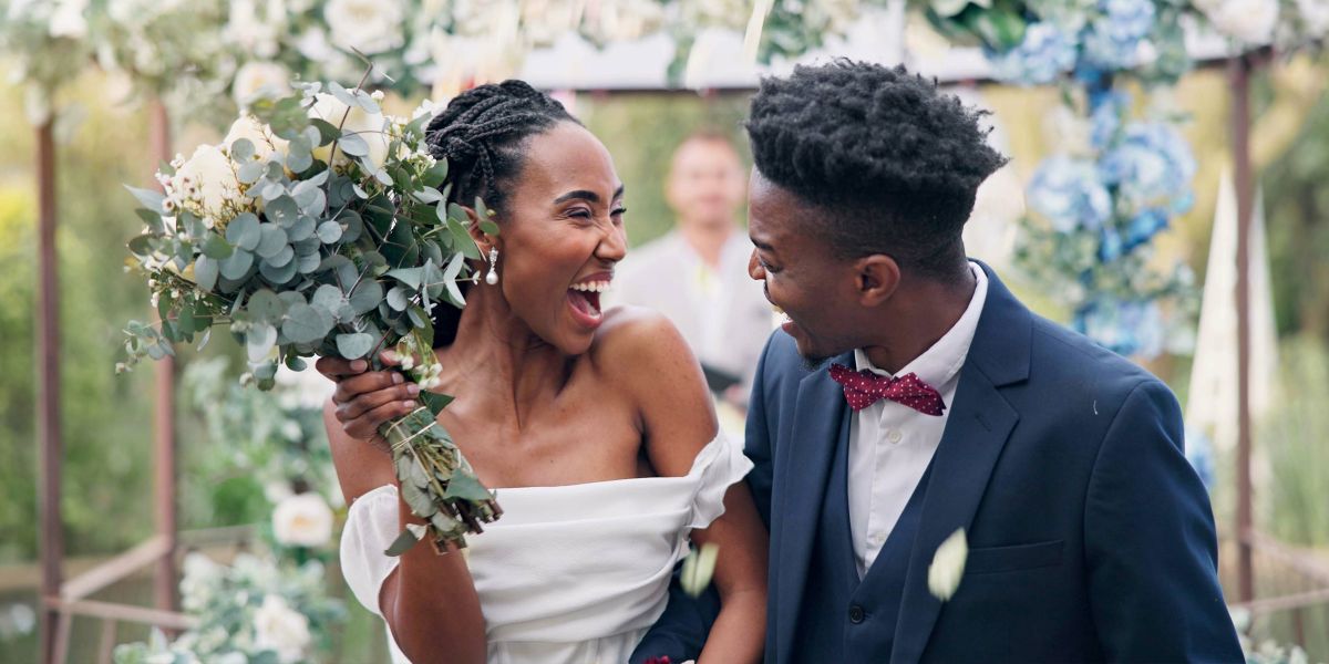 All Four of My Siblings Did Not Invite Me to Their Weddings — Only Now ...