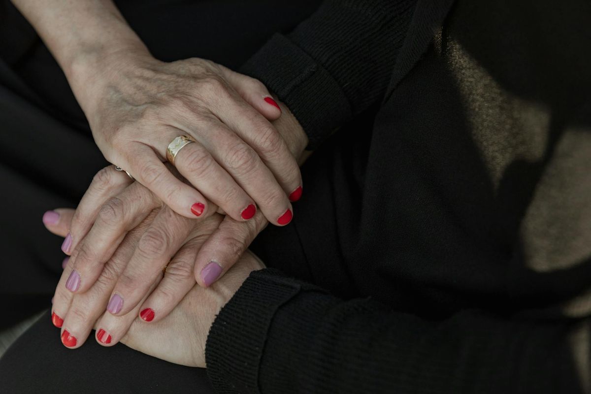 3 Real-Life Stories of People Reuniting After Many Years